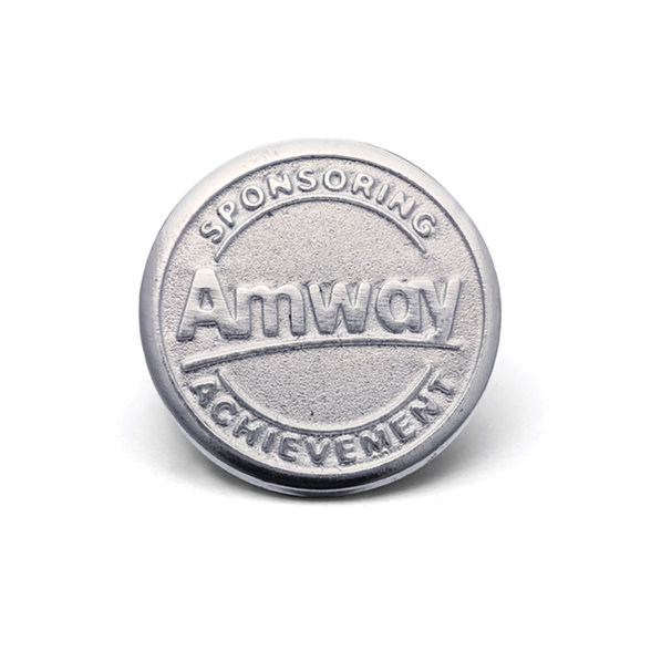 Silver “Inner Circle” Pin | Recognition Pins | Shop All | Amway Singapore